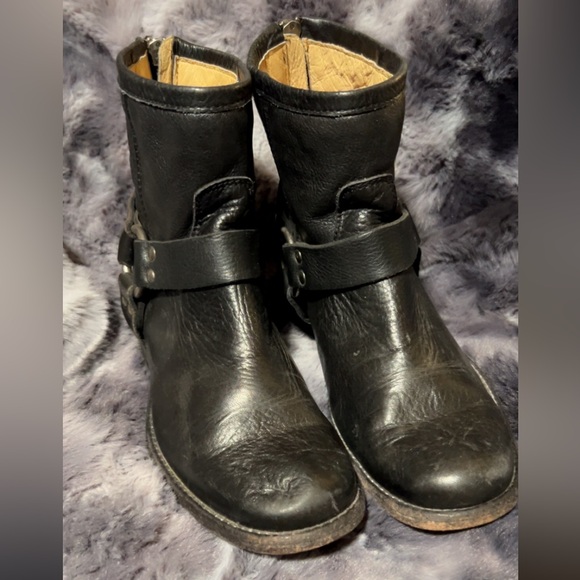 Frye | Shoes | Frye Phillip Harness Short Ankle Boot Black Leather ...